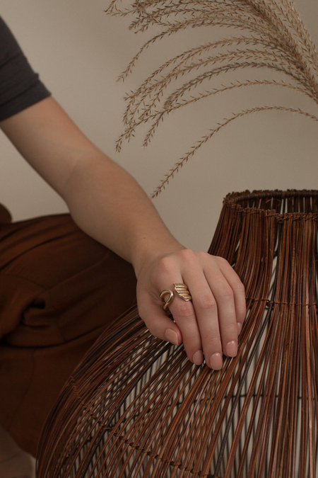 Merewif | Garmentory