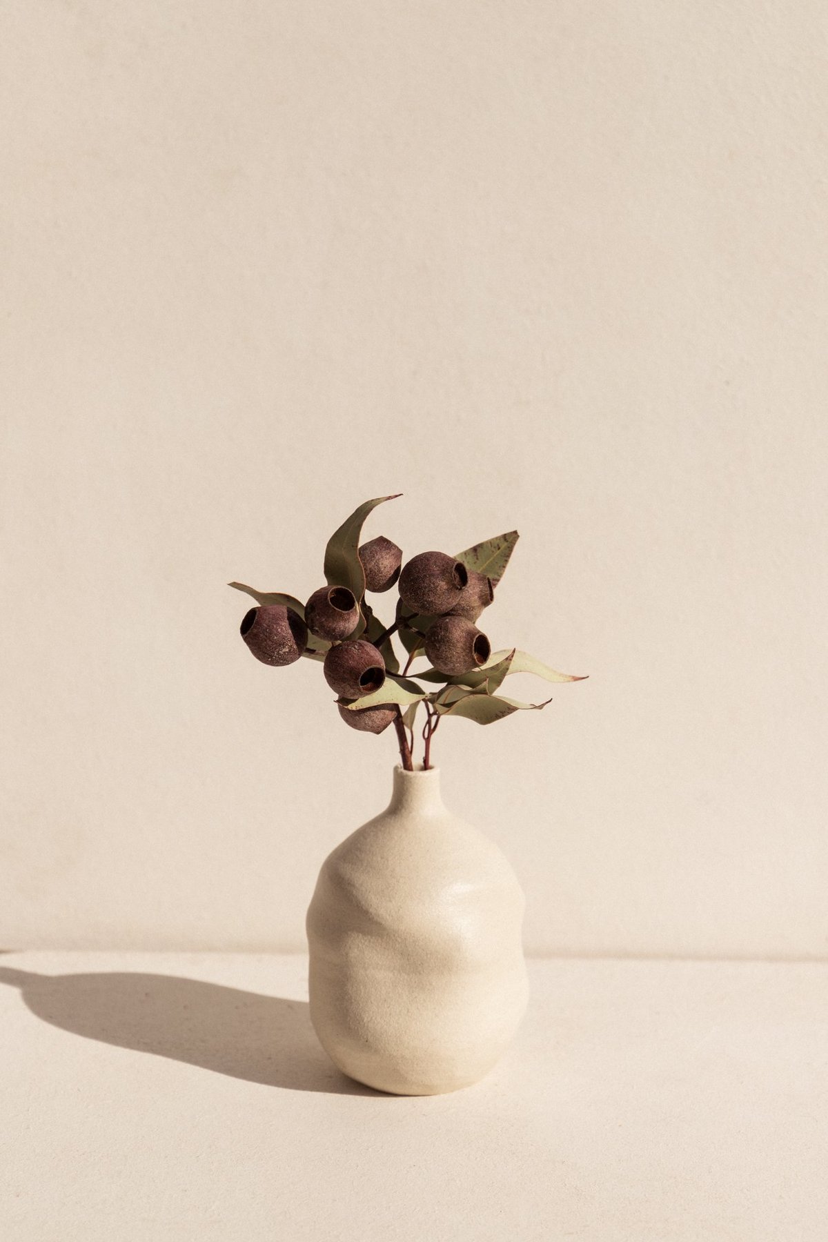 Eun Ceramics Curved Vase Small | Garmentory